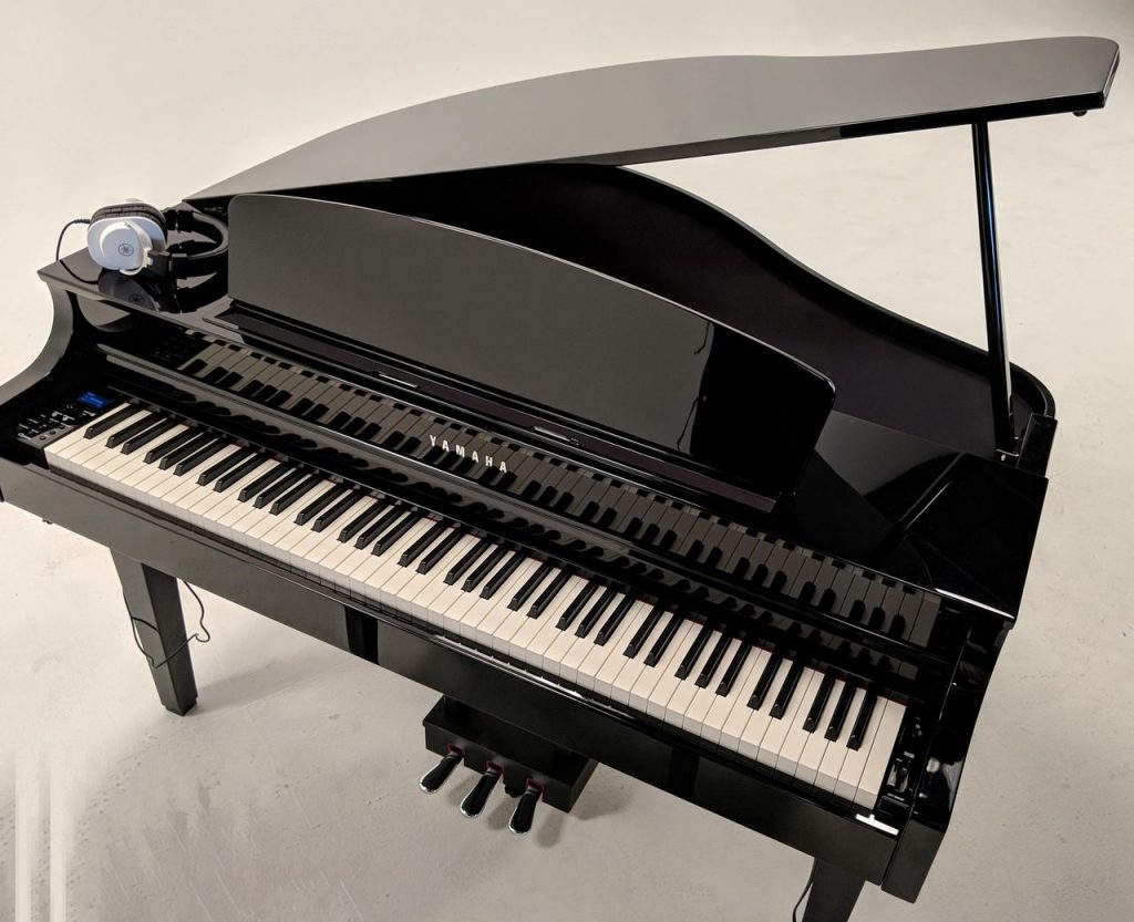 Piano điện Yamaha CLP-765 GP